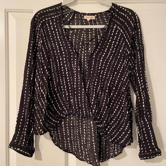 silence + noise | Tops | Uo Cross Front Blouse | Poshmark